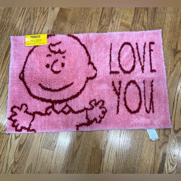 Rae Dunn | Accents | Nwt Rae Dunn Charlie Brown Valentine 2x32 Bath Rug ...